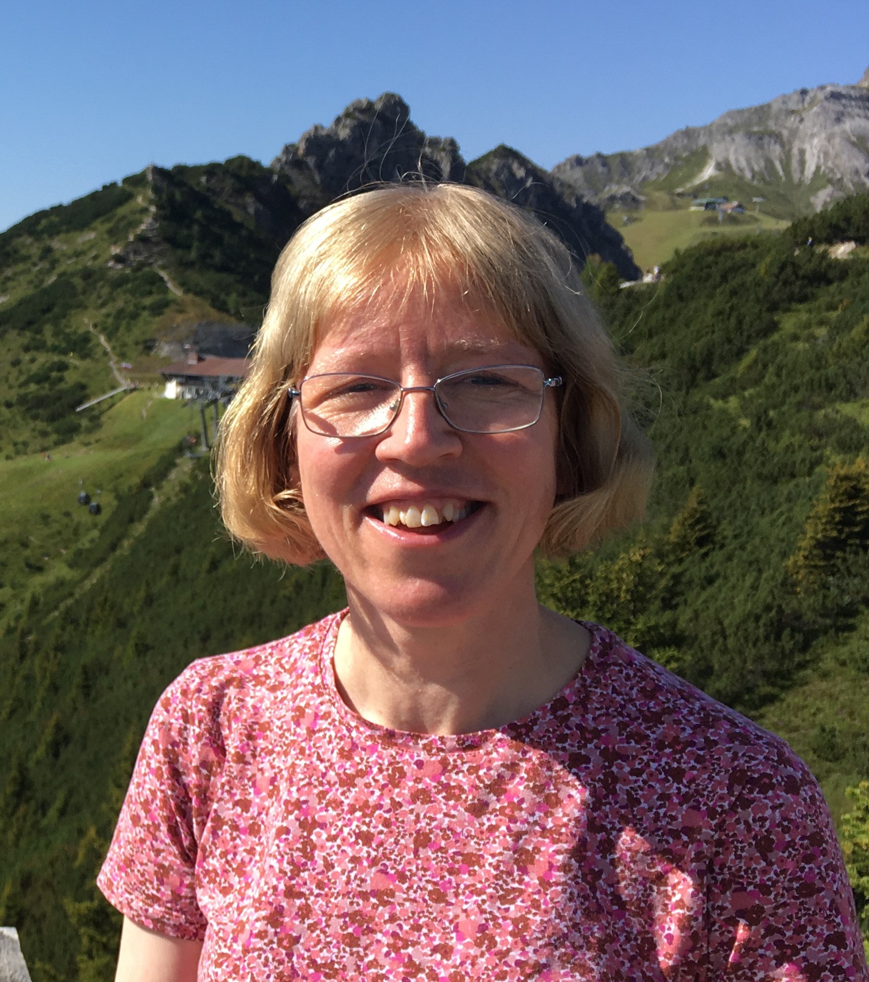 Lorna Smith | Department of Chemistry